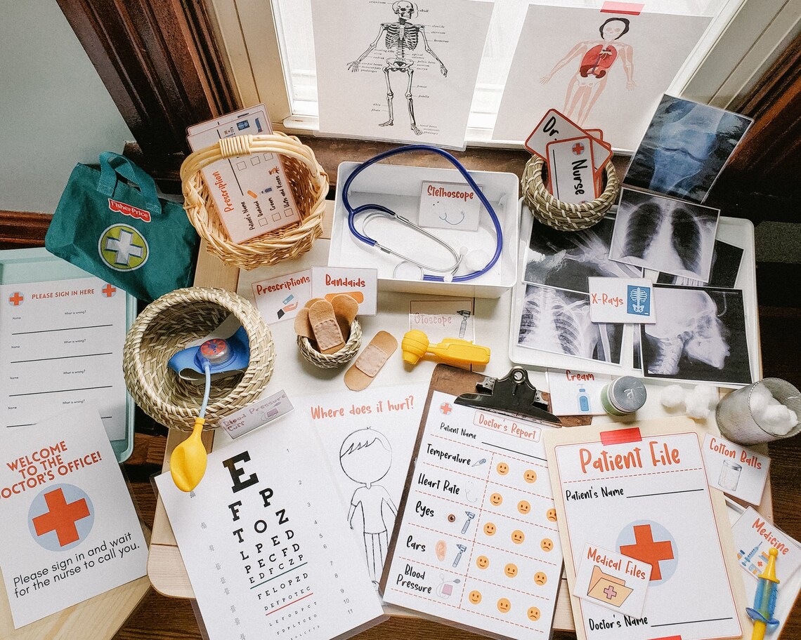 Doctor Dramatic Play, Nurse Play, Hospital Play, Doctor's Office ...