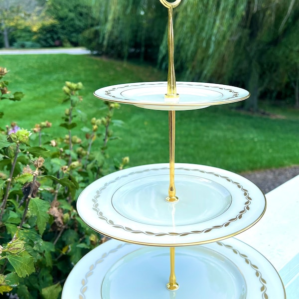 China Cake Stand - Etsy