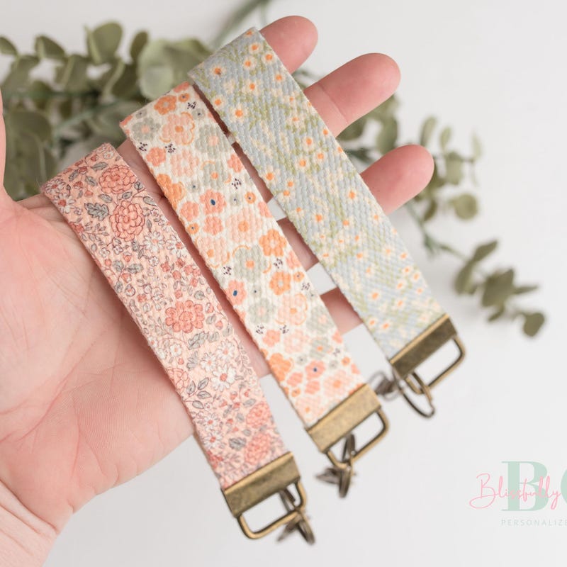 Preppy Keychain - Etsy