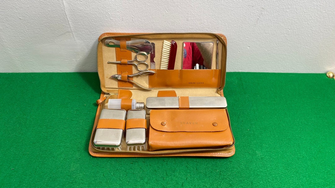 Leather Travel Dressing Grooming Kit , Soap Dish, Tooth Brush Holder ...