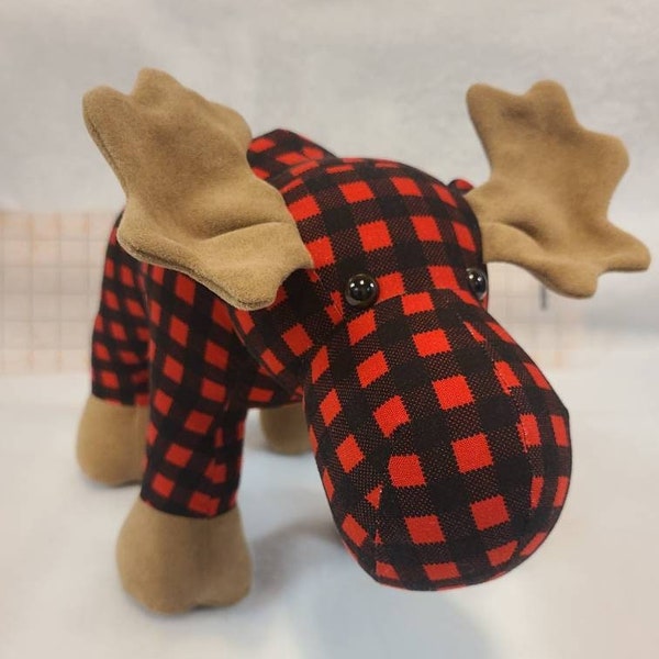 Buffalo Plaid Moose - Etsy