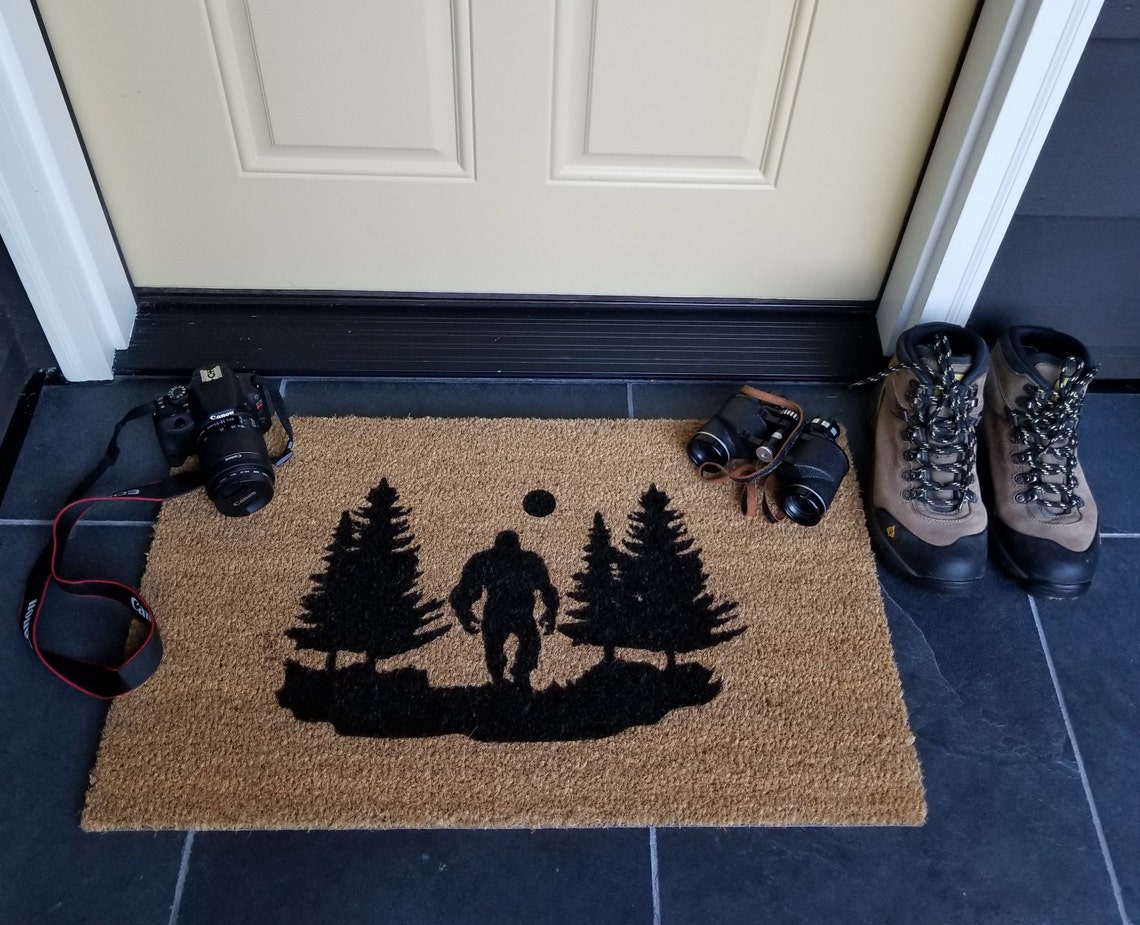 Bigfoot Welcome Mat Sasquatch Outdoor Mat Sasquatch Moon | Etsy