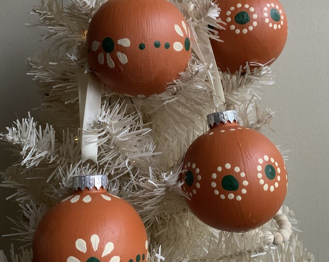 Set of 4 Mexican Barro Inspired Round Ornaments - Etsy