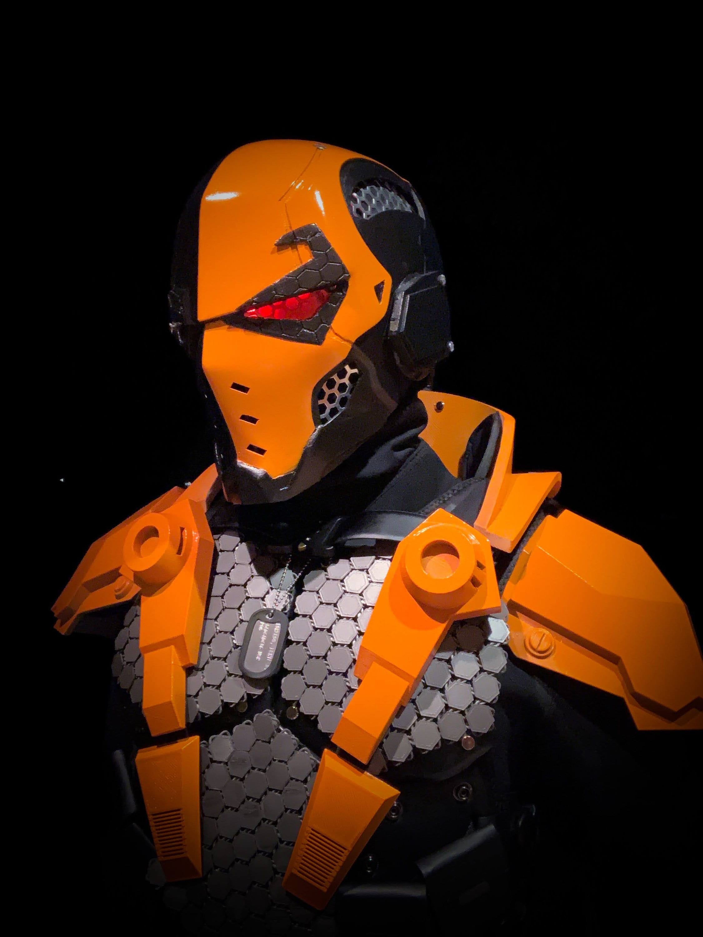 Deathstroke Injustice Skins
