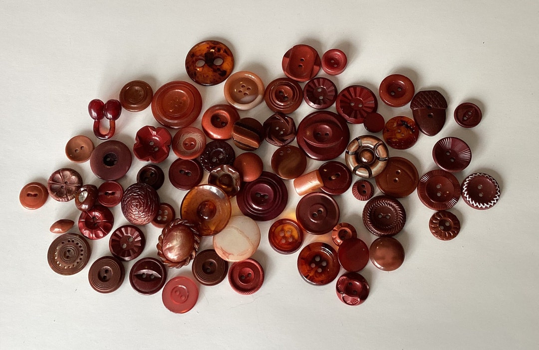 Vintage Rust Button Lot Fancy Plastic Buttons Crafting Slow Stitch Junk ...