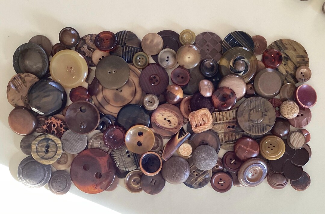 Vintage Large Fancy Rust Sandy Brown Button Lot / Novelty Buttons Junk ...