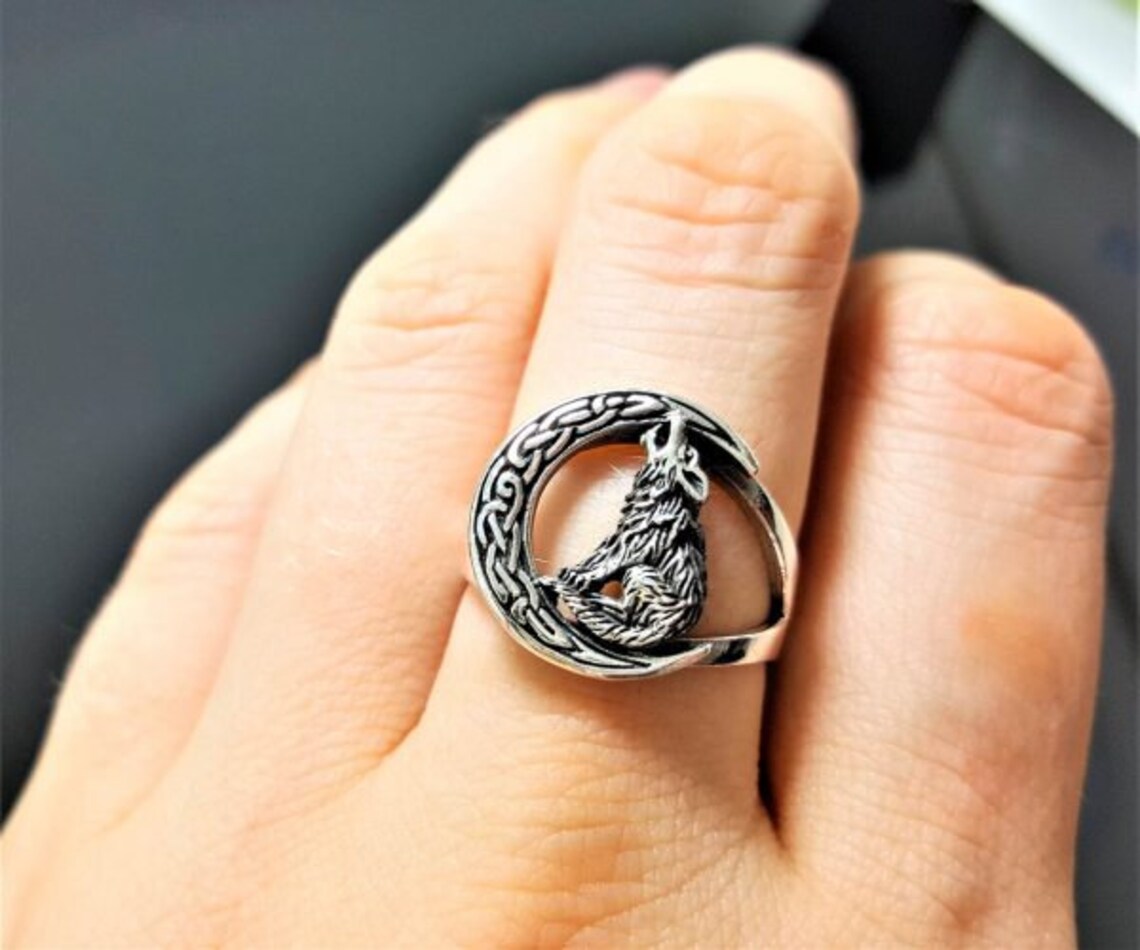 Howling Wolf Ring 925 Sterling Silver New Moon Crescent Moon - Etsy