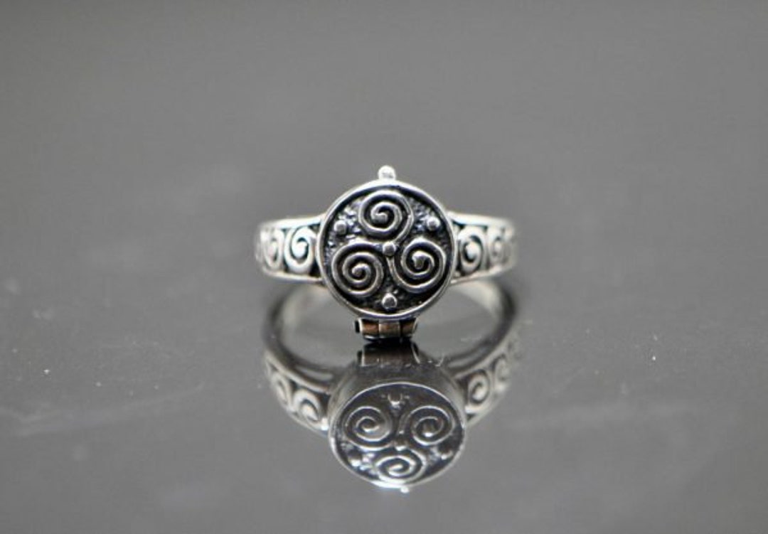 Triskelion Locket Ring 925 Sterling Silver Locket Tri Viking Poison ...