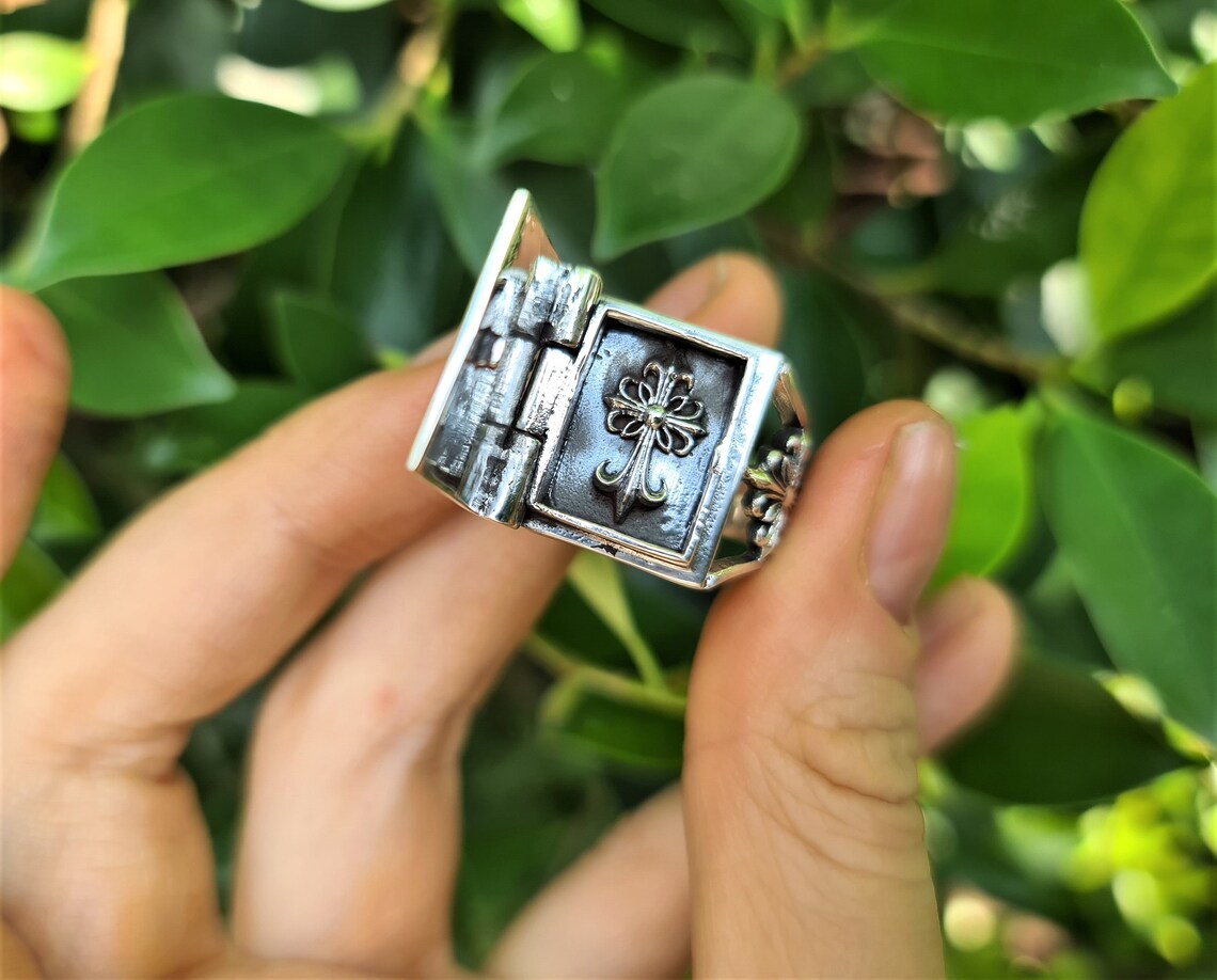 Gothic Cross Locket Ring STERLING SILVER 925 Holy Book Hidden - Etsy