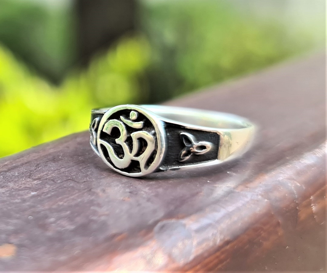 Om Ring 925 STERLING SILVER 925 AUM Ohm Hindu Yoga Om Mantra Talisman ...