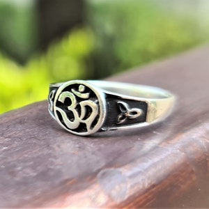 Om Ring 925 STERLING SILVER 925 AUM Ohm Hindu Yoga Om Mantra Talisman ...