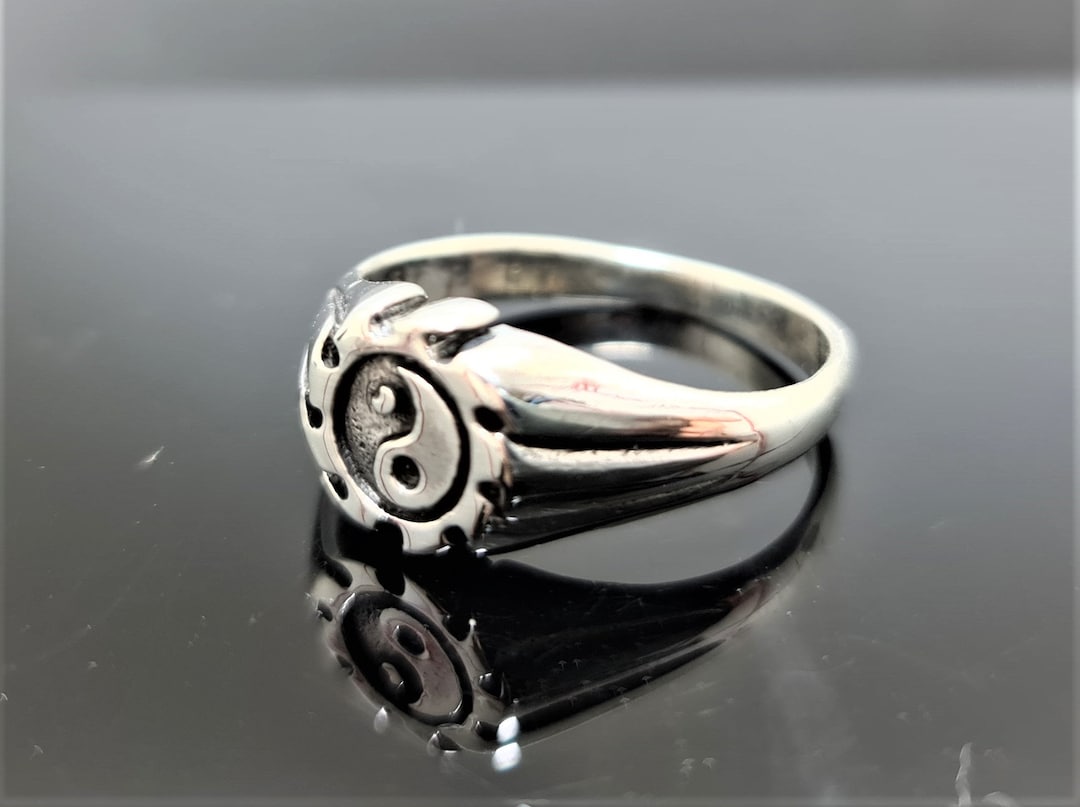 Yin Yang Ring STERLING SILVER 925 Sacred Symbol Energy Balance Universe ...