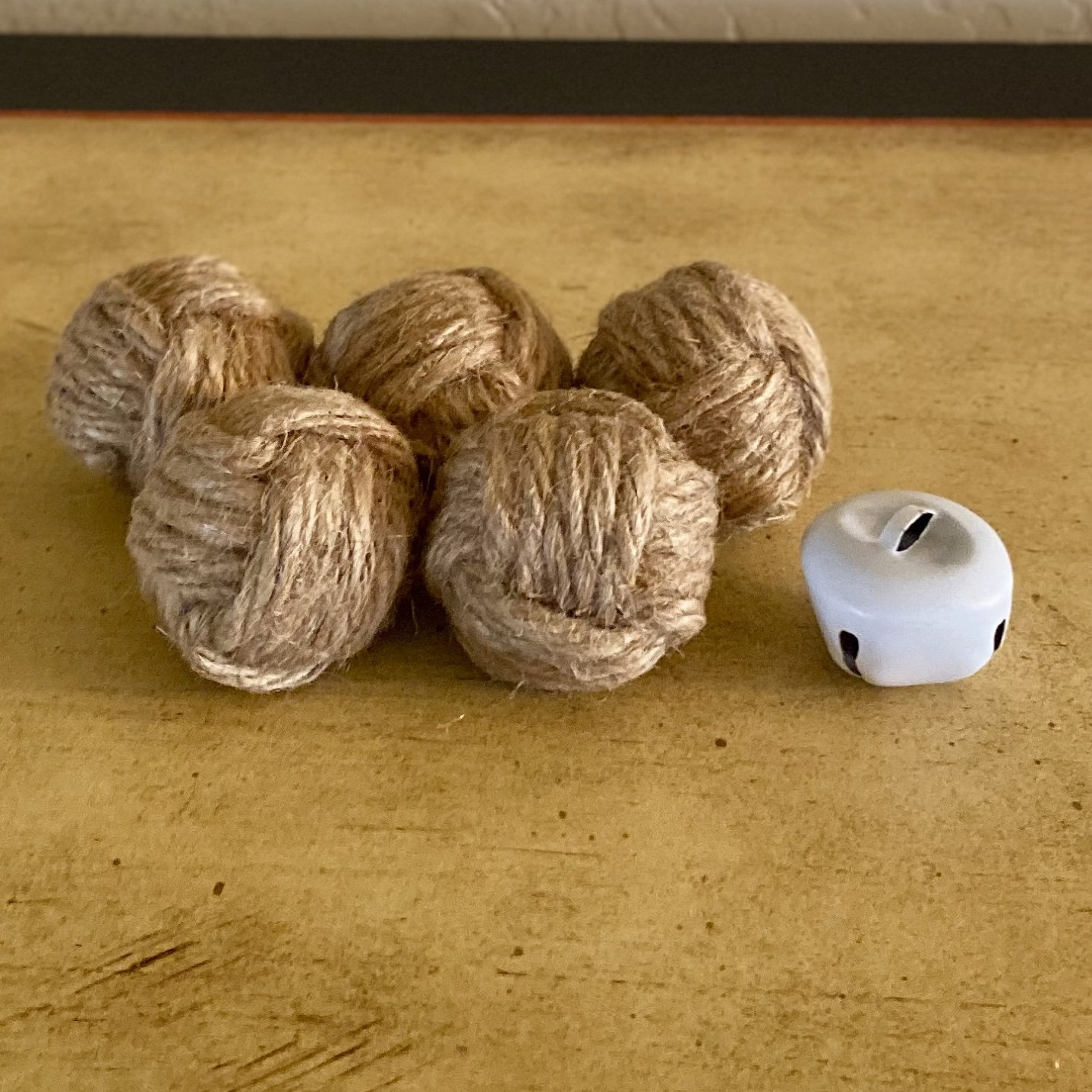Jingle Bells Cat Toy Balls, Cat Toy Jute Rope Balls, Chasing Cat Toys ...