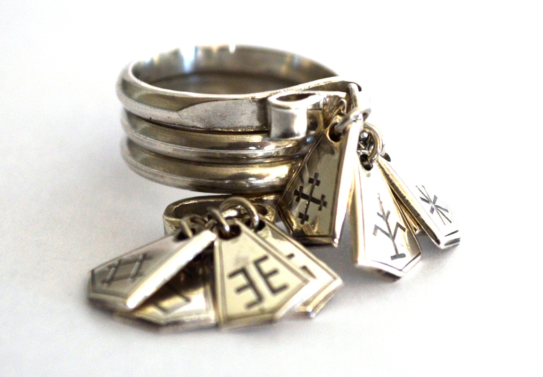 7 Day Ring / Bride's Ring - Etsy