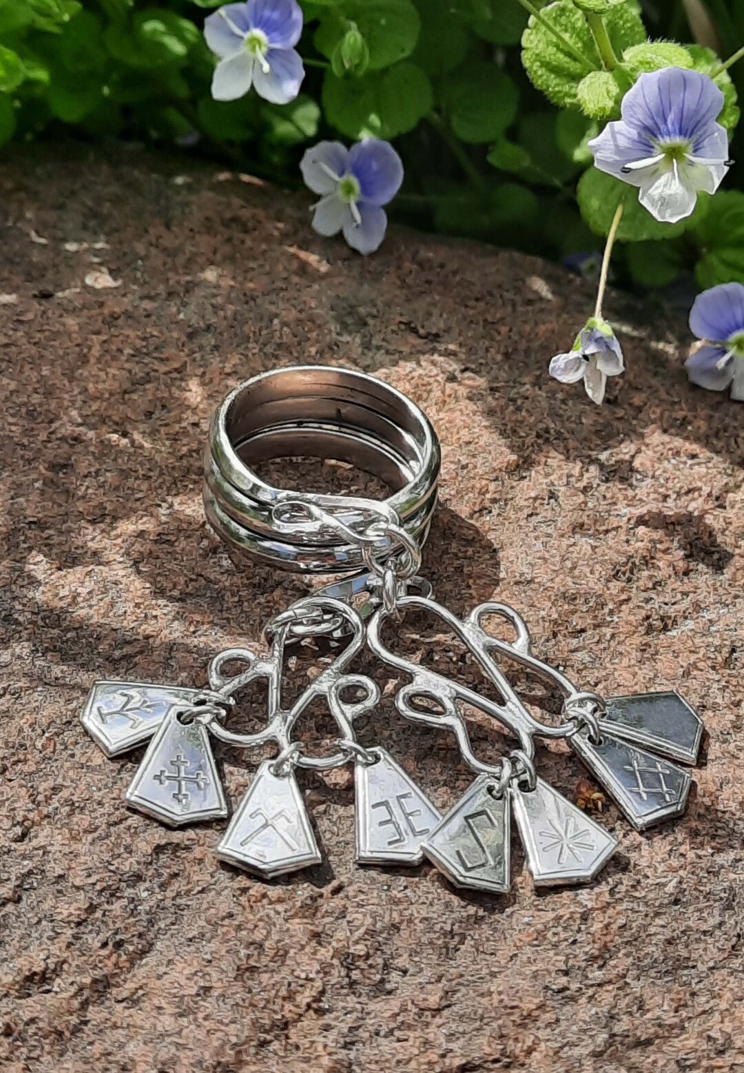 7 Day Ring / Bride's Ring With Dividers - Etsy