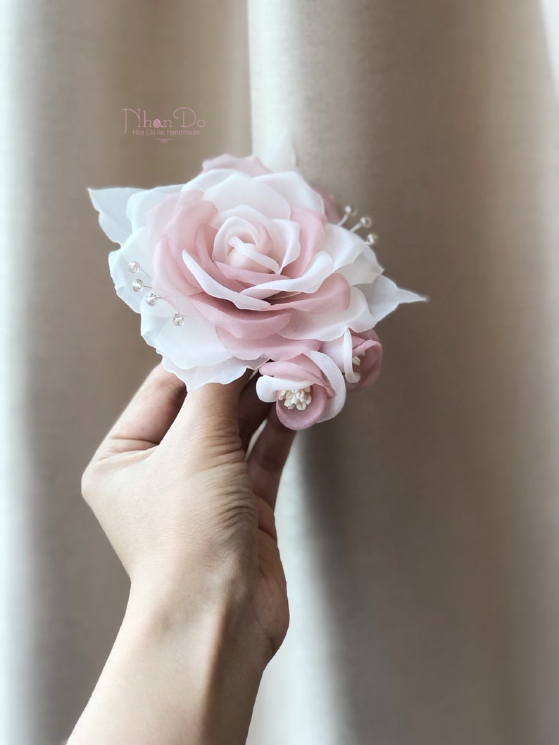 PINK FLOWER BROOCH Pearl Brooch Beaded Pearl Wool Brooch - Etsy