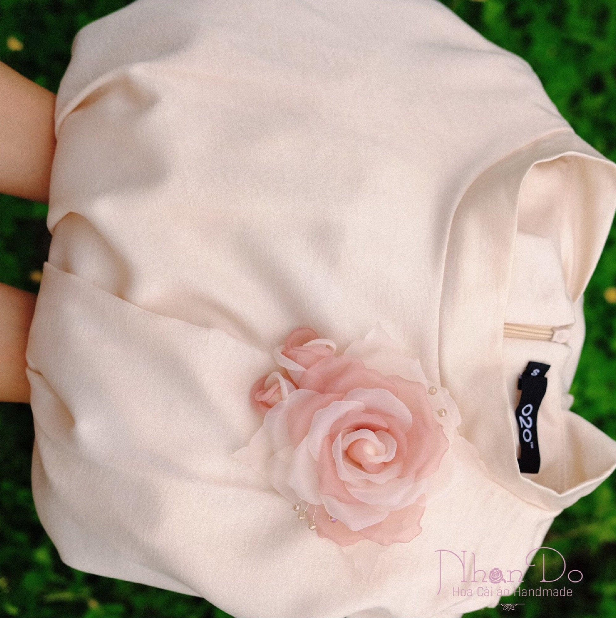PINK FLOWER BROOCH Pearl Brooch Beaded Pearl Wool Brooch - Etsy