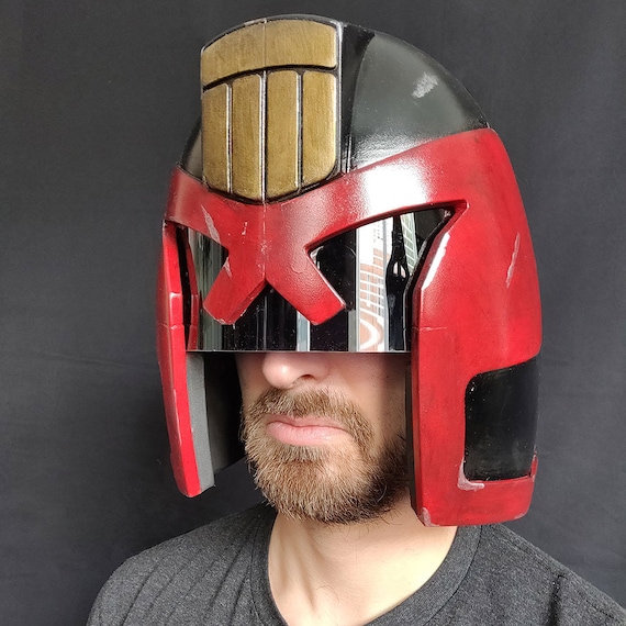 Judge Dredd Helmet For 🧑⚖ Judge Dredd Helmet STL・ 3D File For