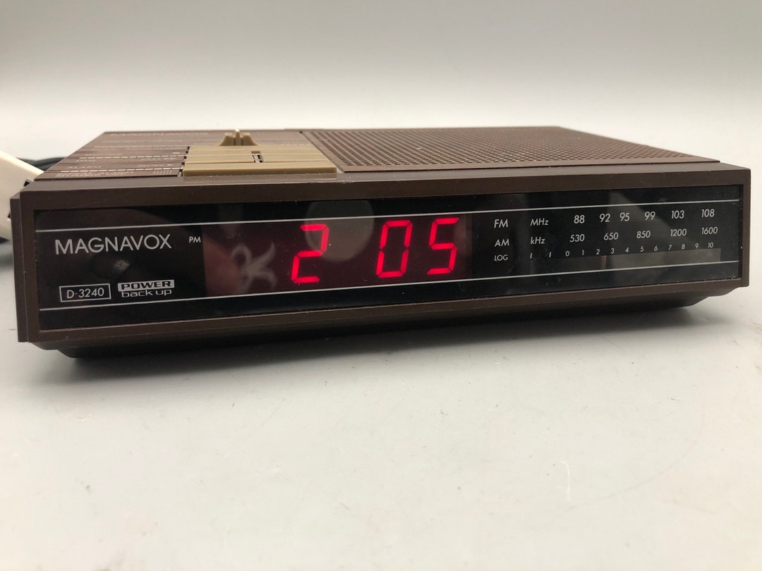 Vintage Magnavox Electric Alarm Clock Radio Model D 3040/17S - Etsy