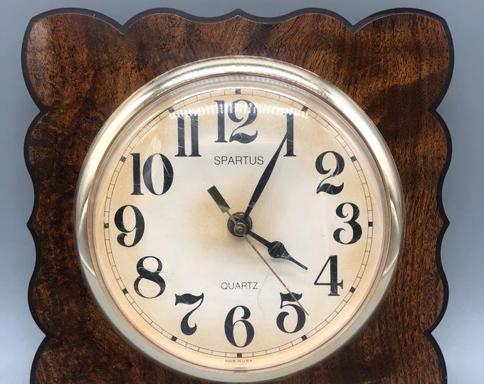Vintage Spartus Wall Clock. Battery Operated. - Etsy