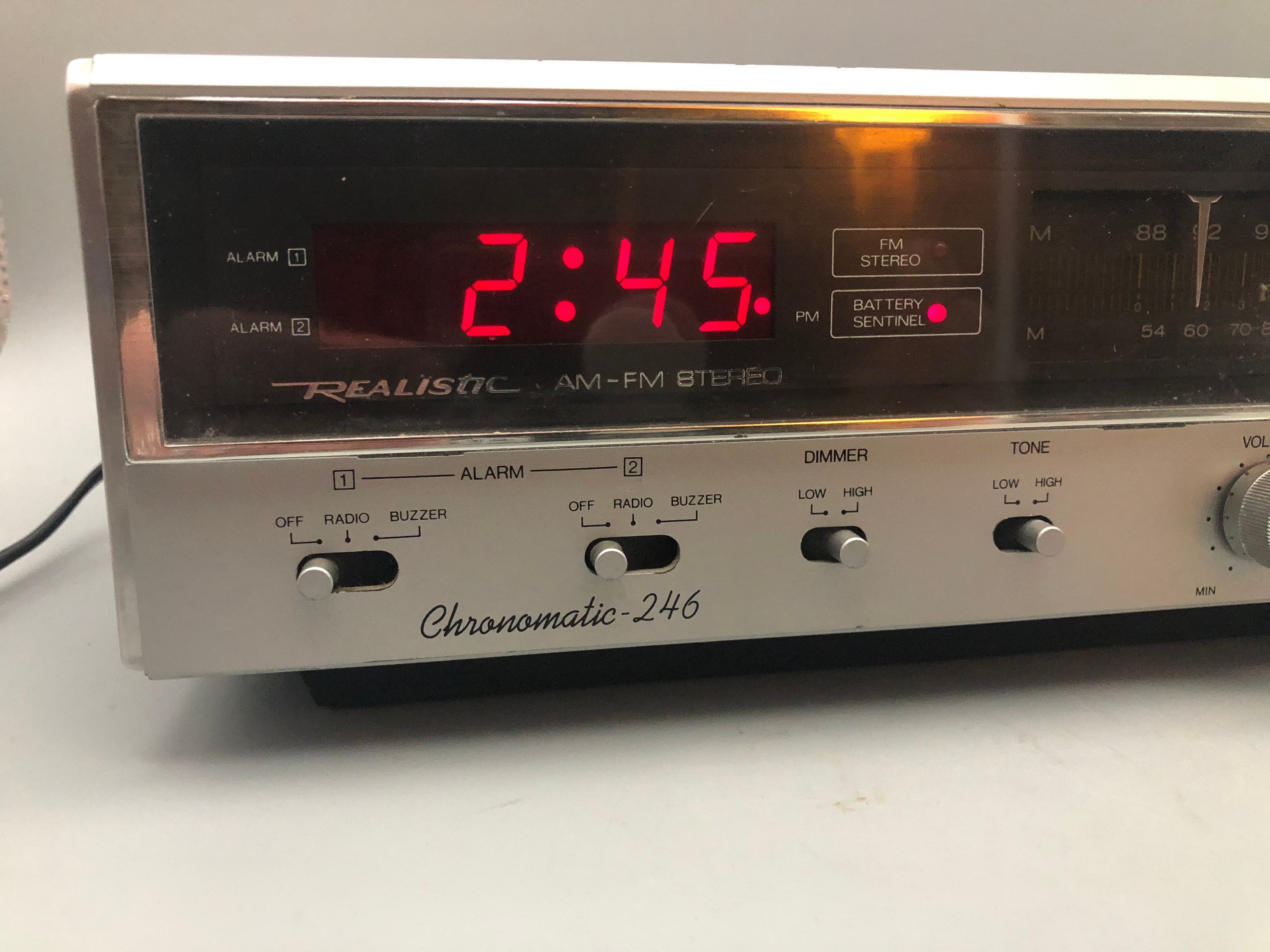 Vintage Radio Shack Realistic Chronomatic 246 Am Fm Radio Alarm Clock ...