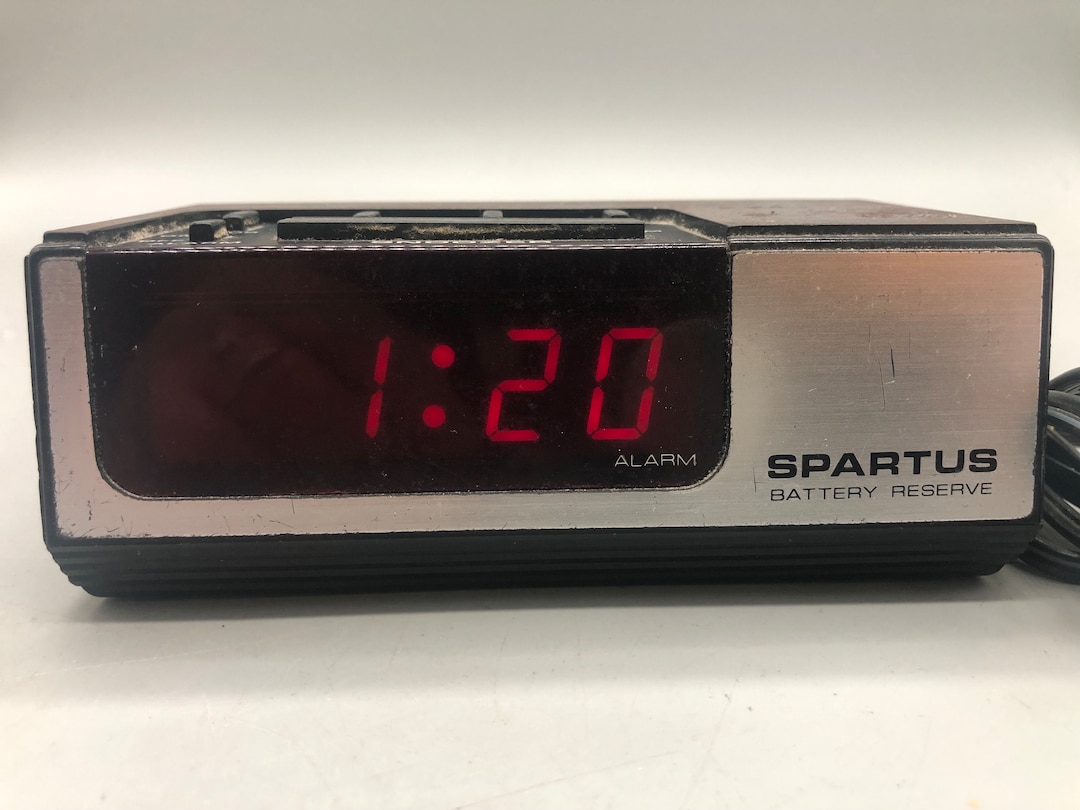 Vintage Spartus Digital Alarm Clock. - Etsy