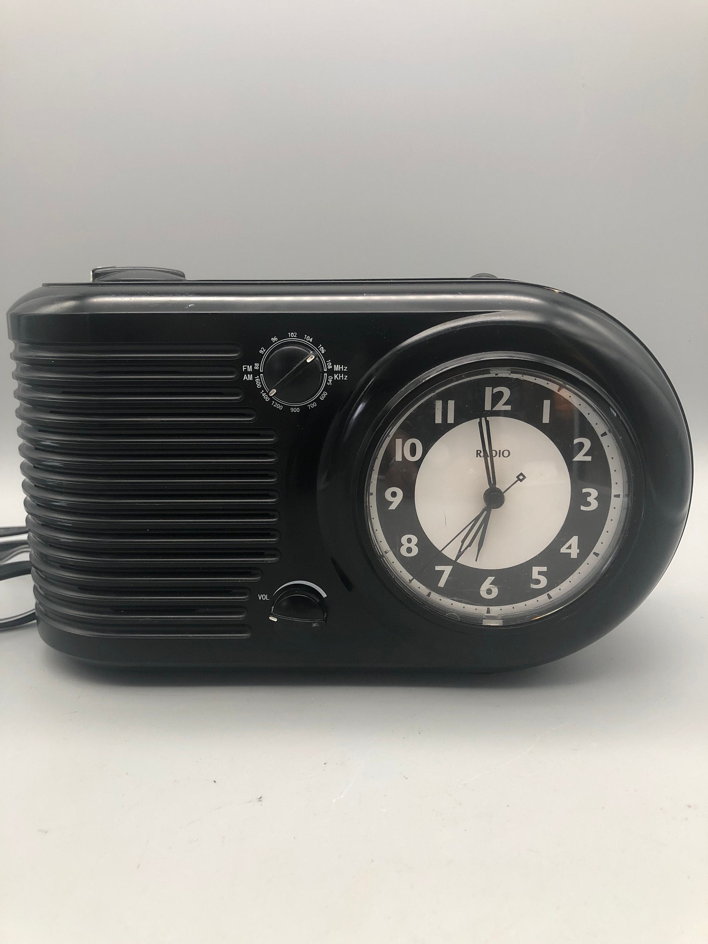 Vintage Retro Analog Clock Radio. - Etsy