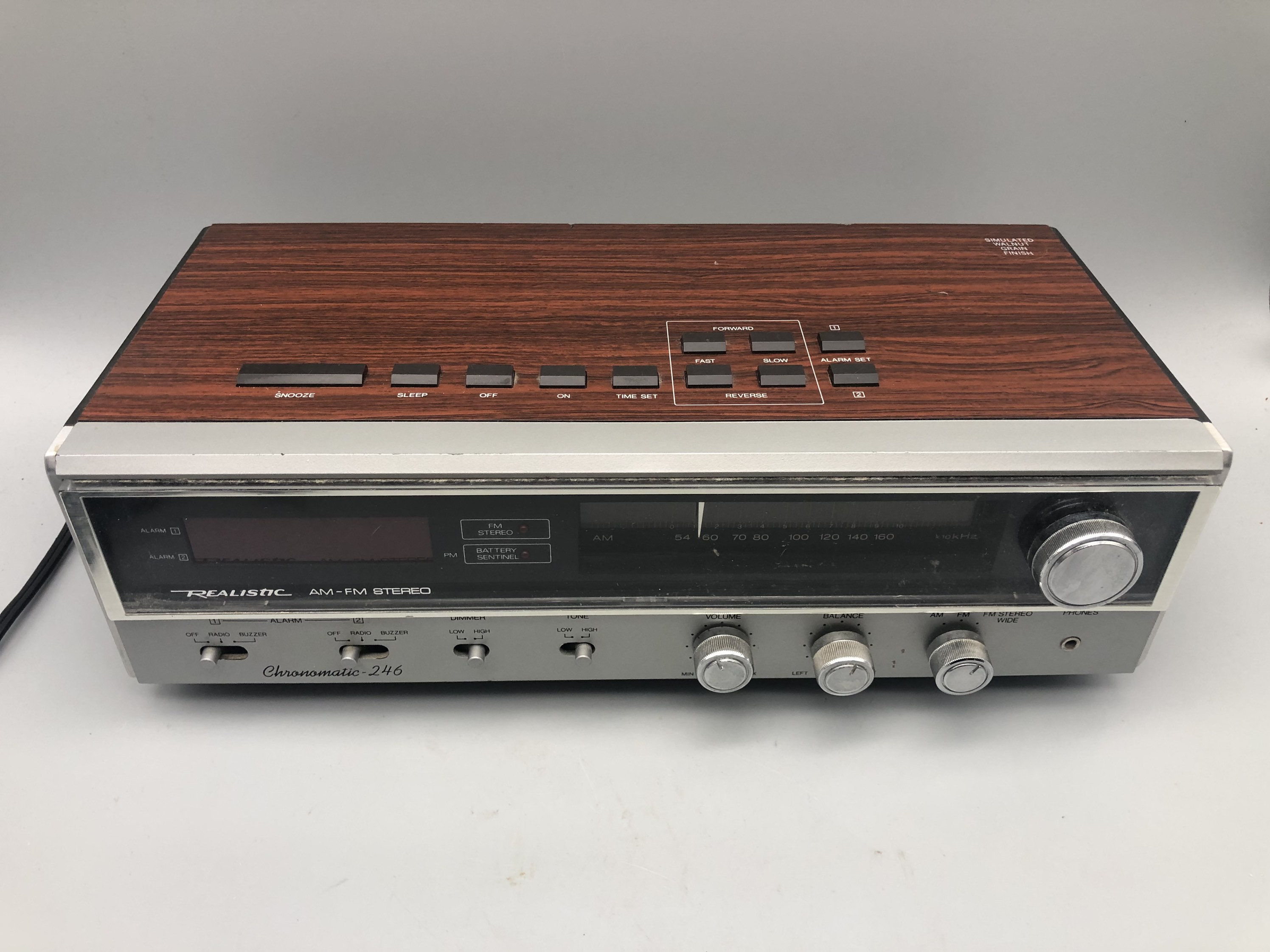 Vintage Radio Shack Realistic Chronomatic 246 Am Fm Radio Alarm Clock ...