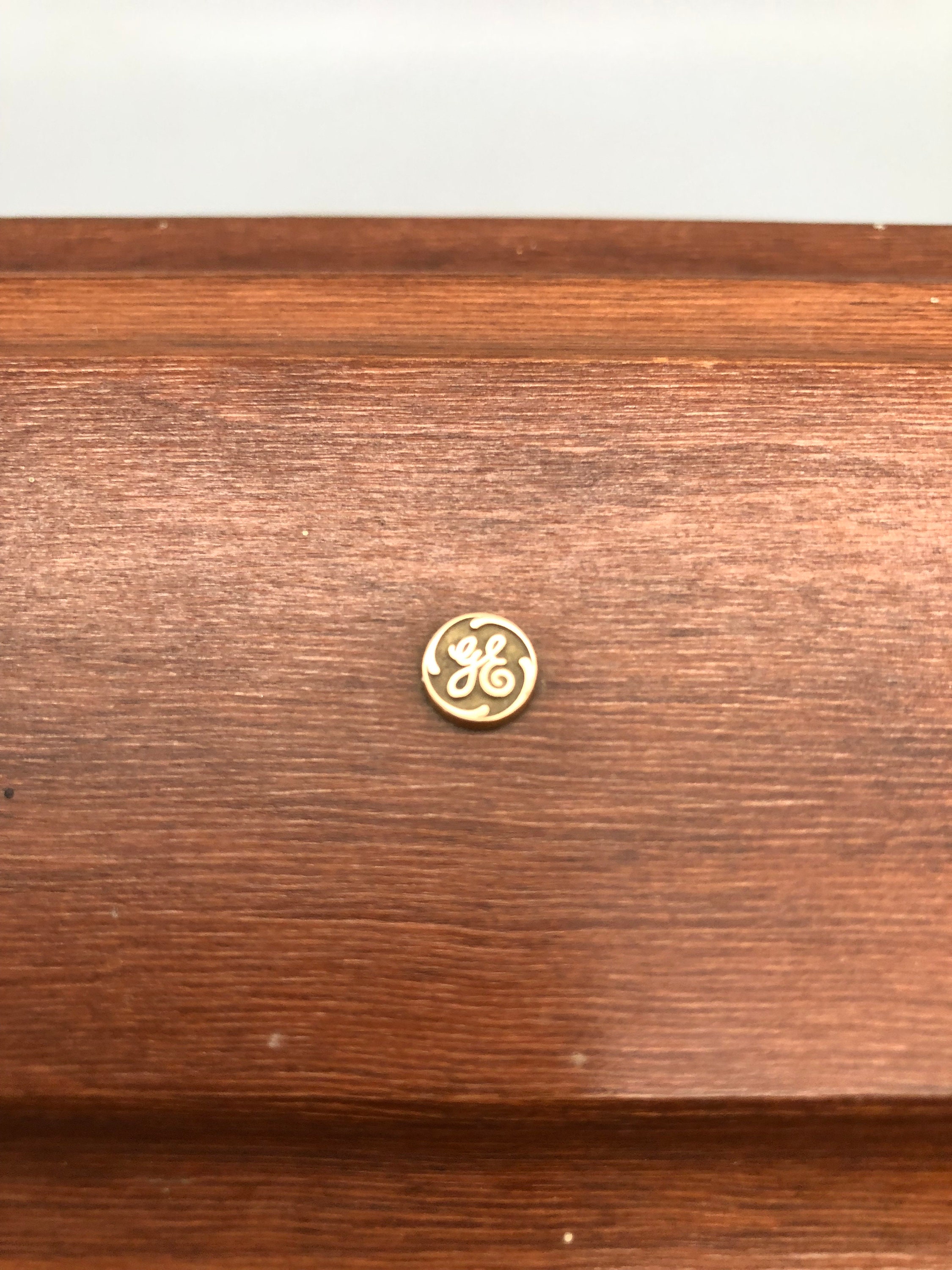 Vintage GE Gold Medallion Mantle Clock. Model 1345 C. - Etsy