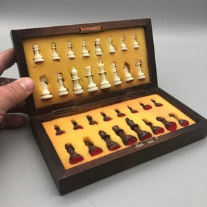 Vintage Fold up Travel Chess Set With Original Plastic Pieces. - Etsy