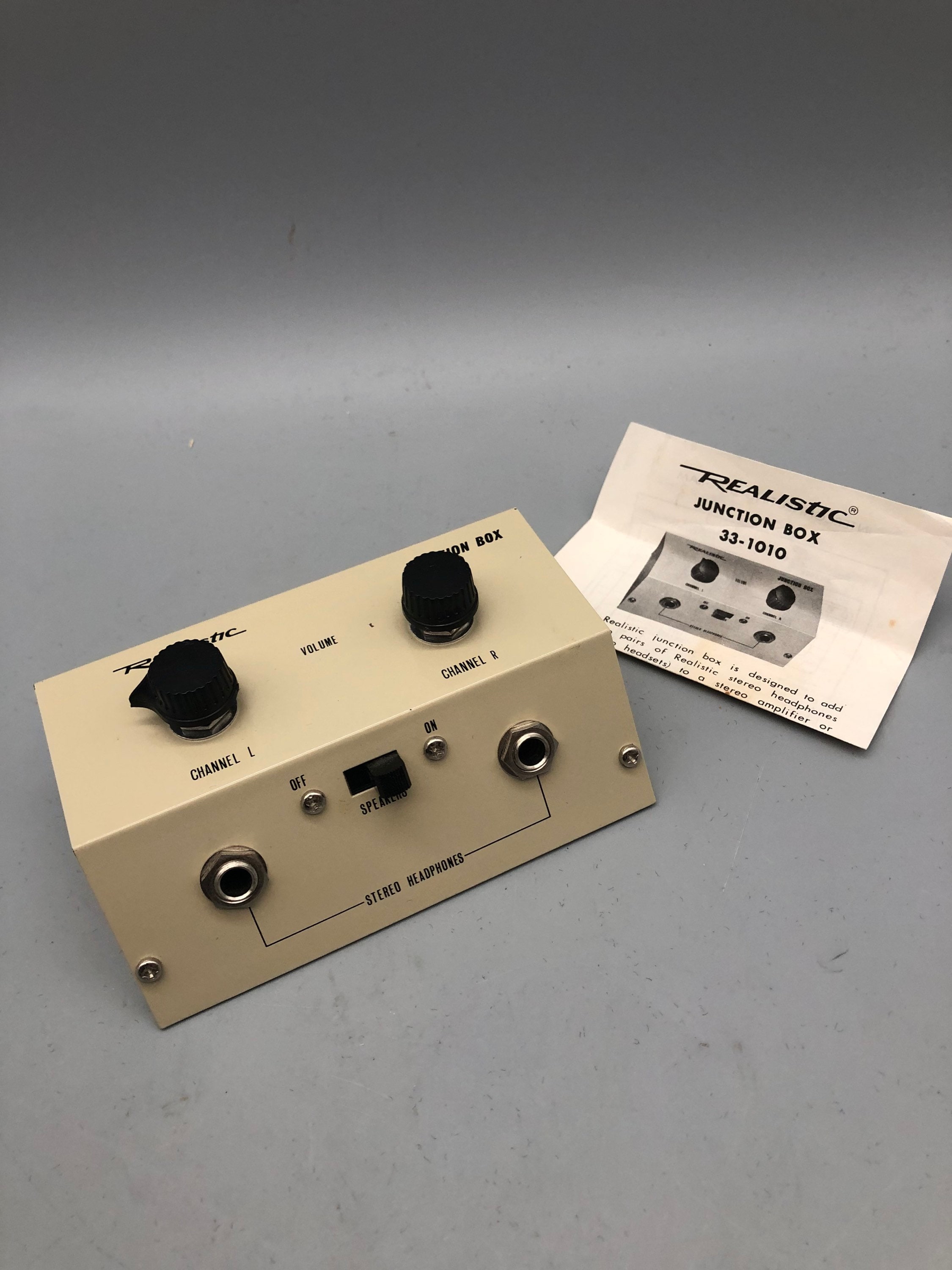Vintage Reslistic Stereo Headphone Junction Box. No. 33-1010. - Etsy