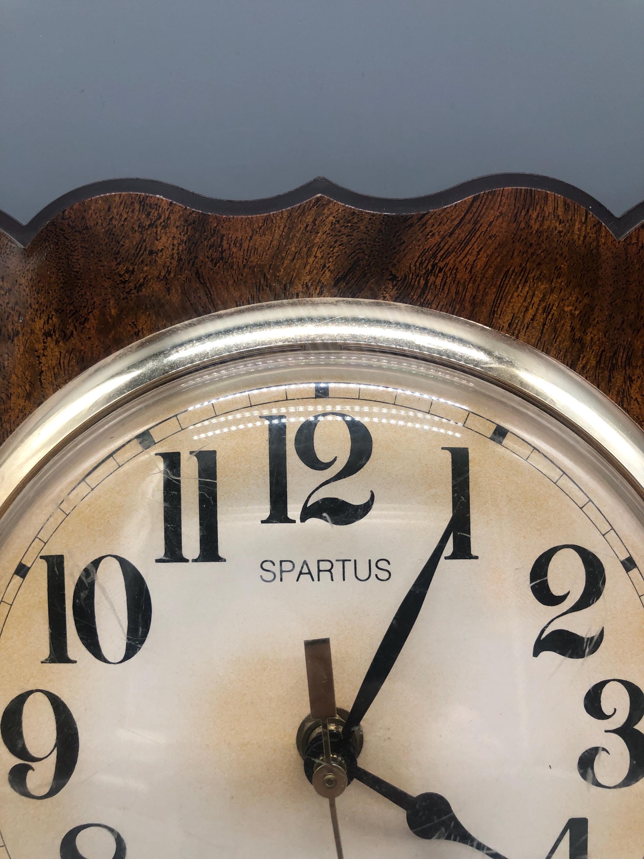 Vintage Spartus Wall Clock. Battery Operated. - Etsy