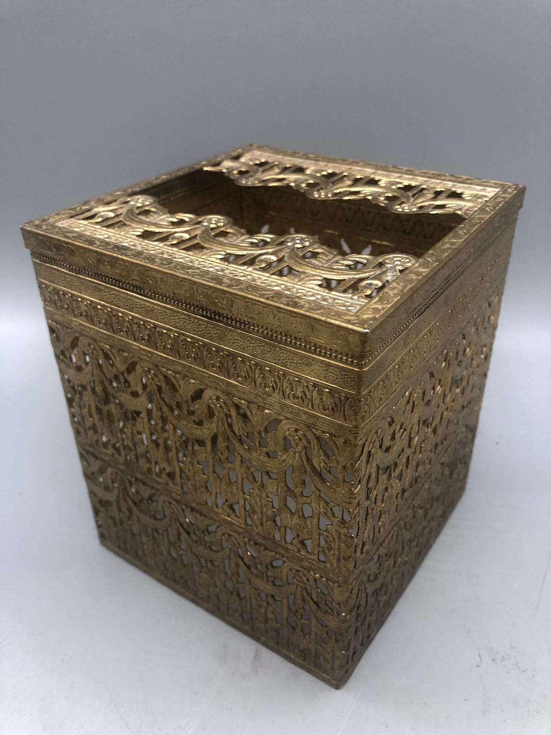 Vintage Ornate MCM Hollywood Regency Tissue Box Cover. - Etsy