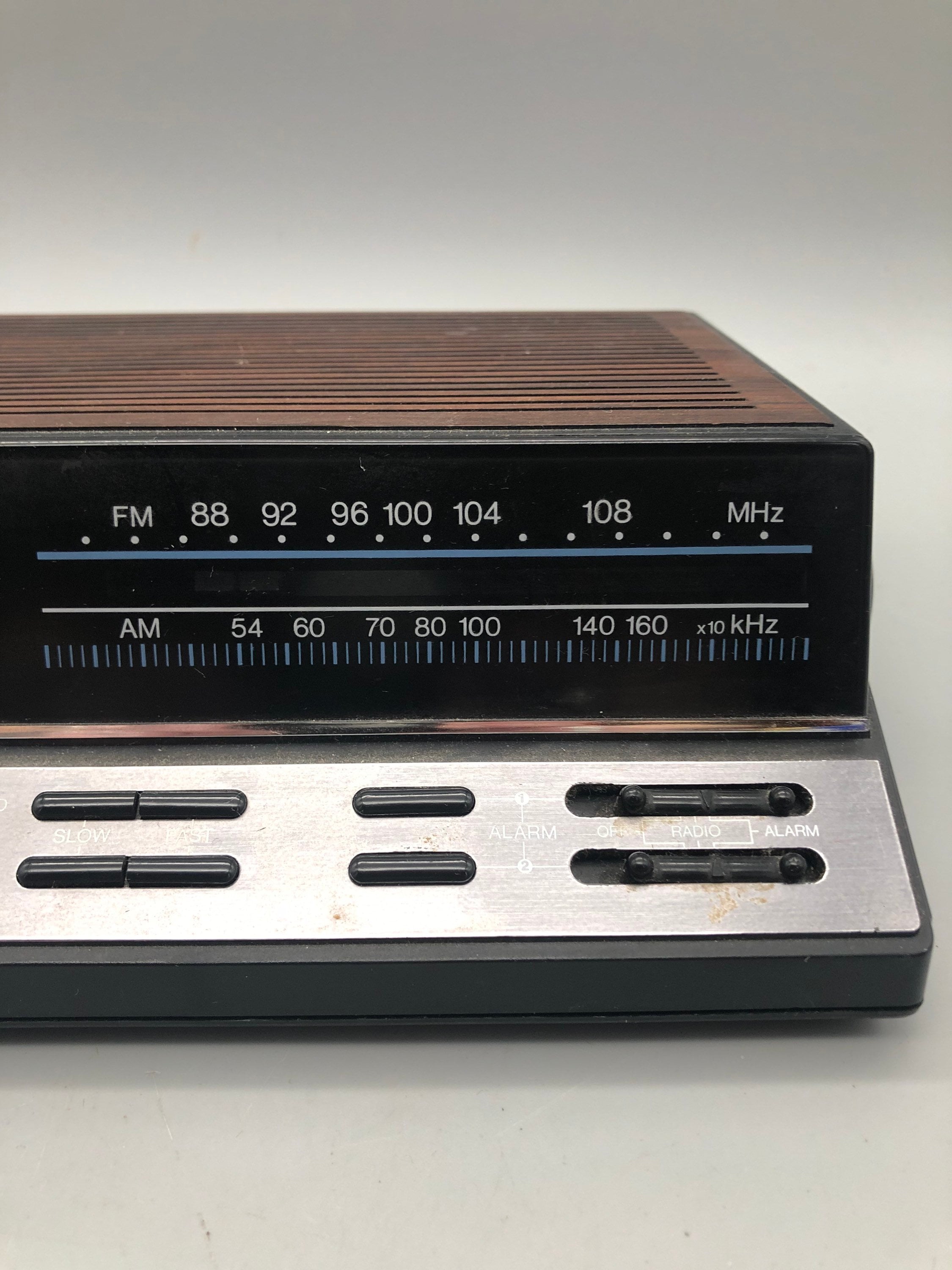 Vintage Radio Shack Chronomatic 268 Alarm Clock Radio. - Etsy