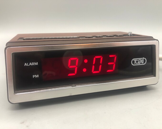 Vintage Tozai Digital Alarm Clock. Model 3055 - Etsy