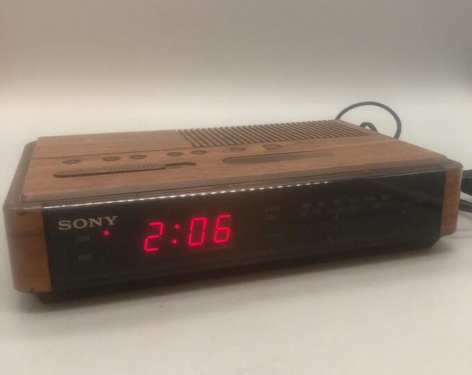 Vintage Sony Digital Alarm Clock Radio Model ICF-C400. - Etsy