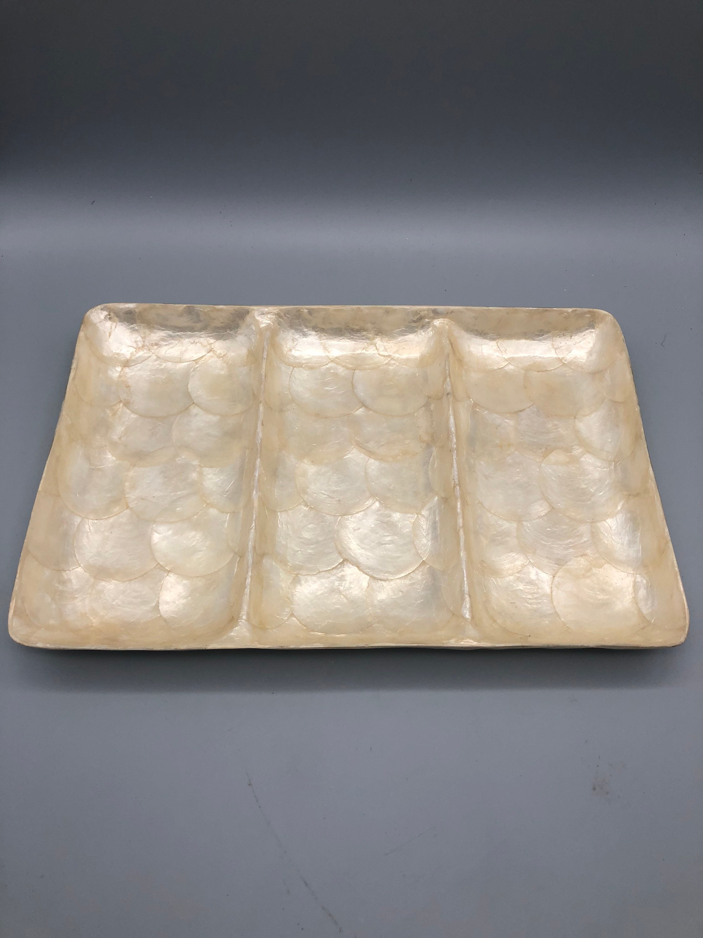 Vintage Capiz Shell Serving Tray. - Etsy