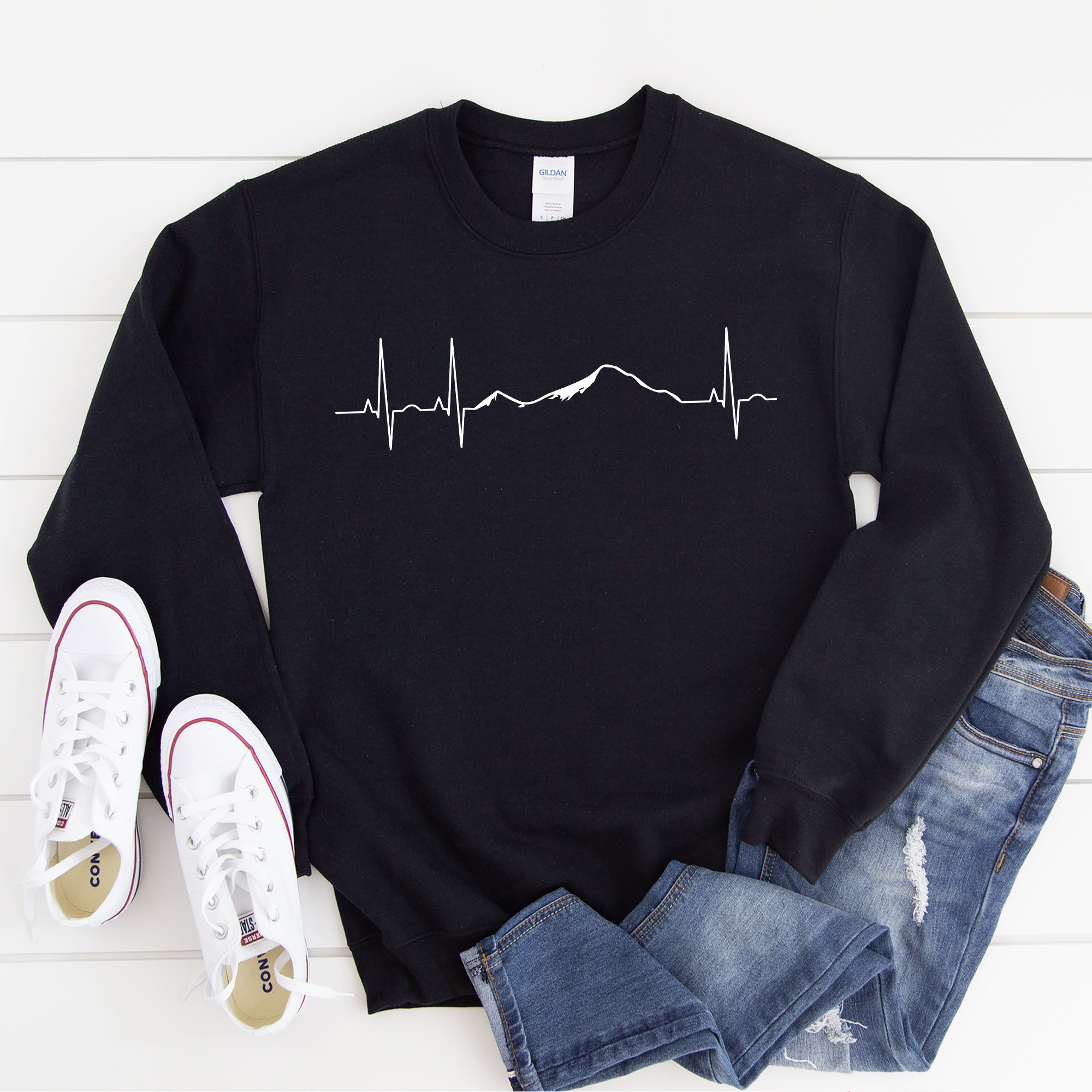 Ararat Mountain Heartbeat T-shirt | Armenian Nationality Gift | Masis ...