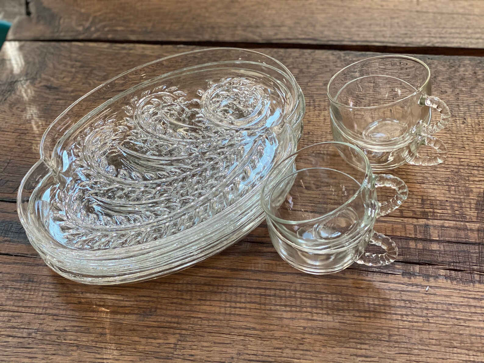 Federal Glass Co. Hospitality Snack Set of Four Plates Four Cups - Etsy