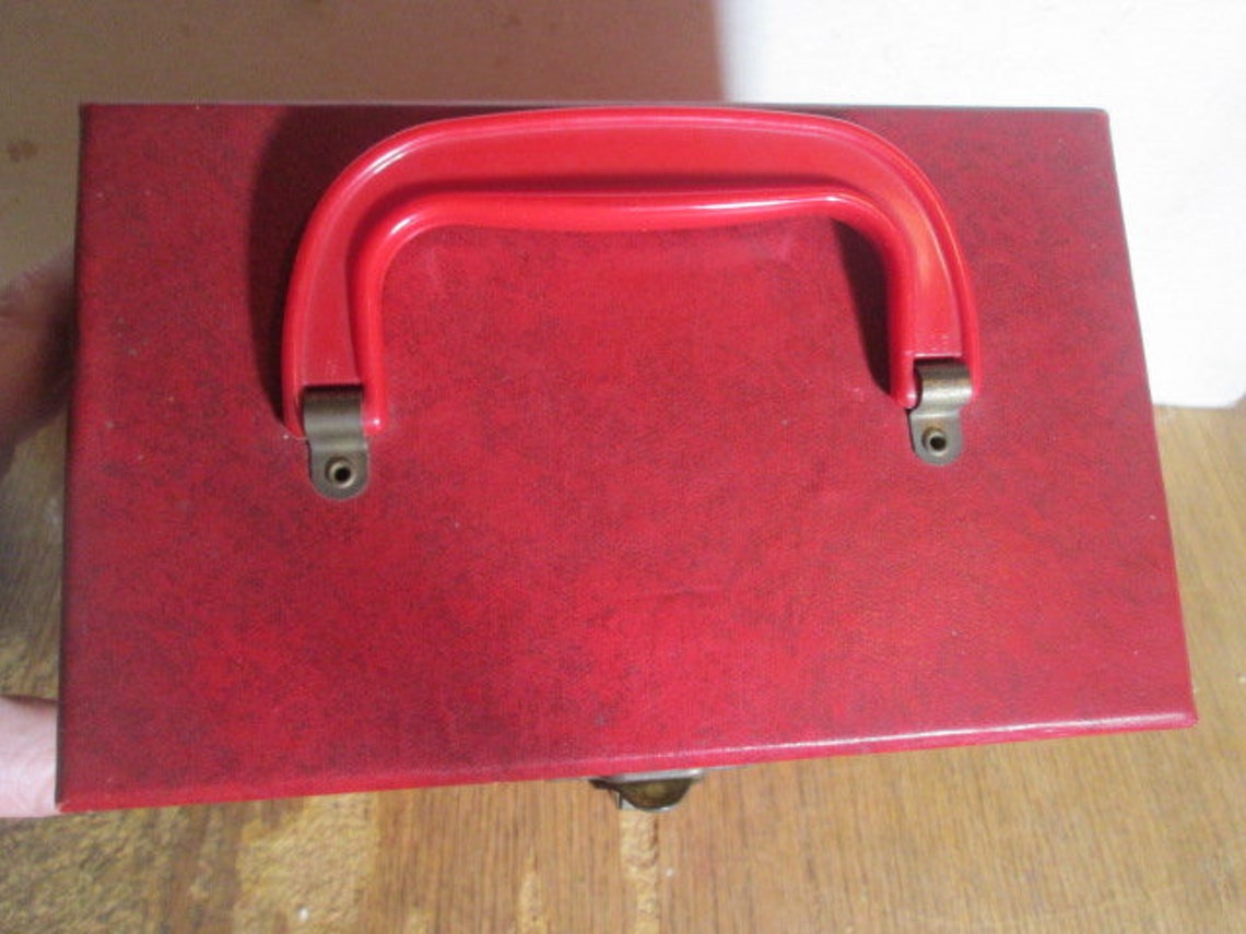 Nice Red Vintage 1950s 1960s Record Box Carrying Case Box for 7 Inch 45 ...