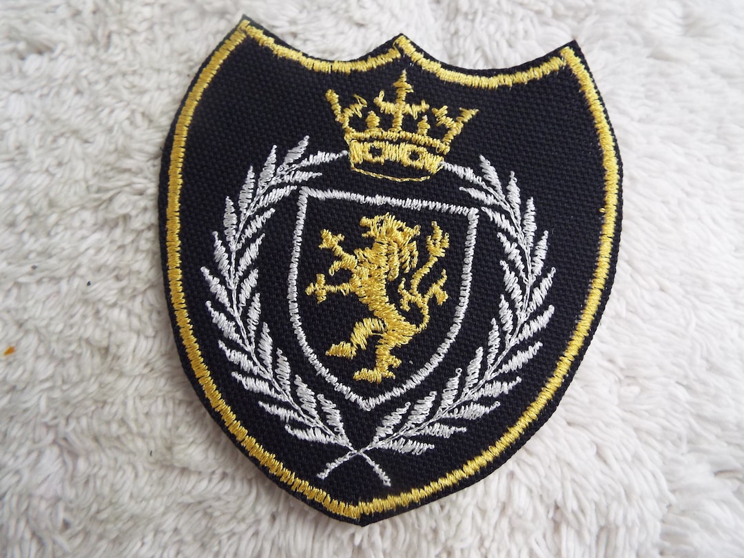 Rampant Lion Crown Laurel Crest Heraldry Embroidery Iron-on Patch - Etsy