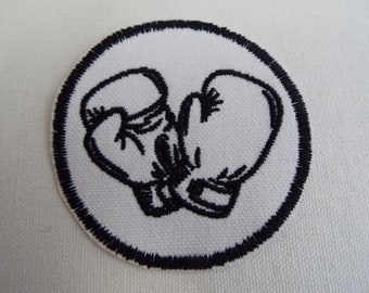 Set of 2 X White Boxing Gloves Iron on Screen Print Transfers for ...