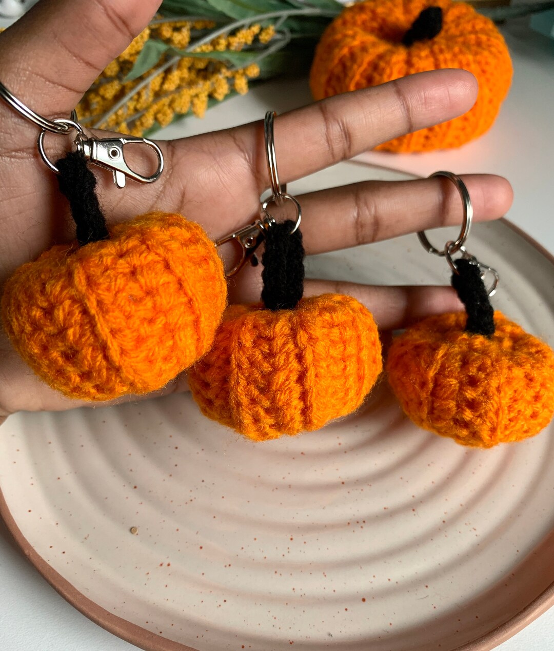 Crochet Pumpkin Keychain - Pumpkin Keychain - Halloween Keychain - Mini ...