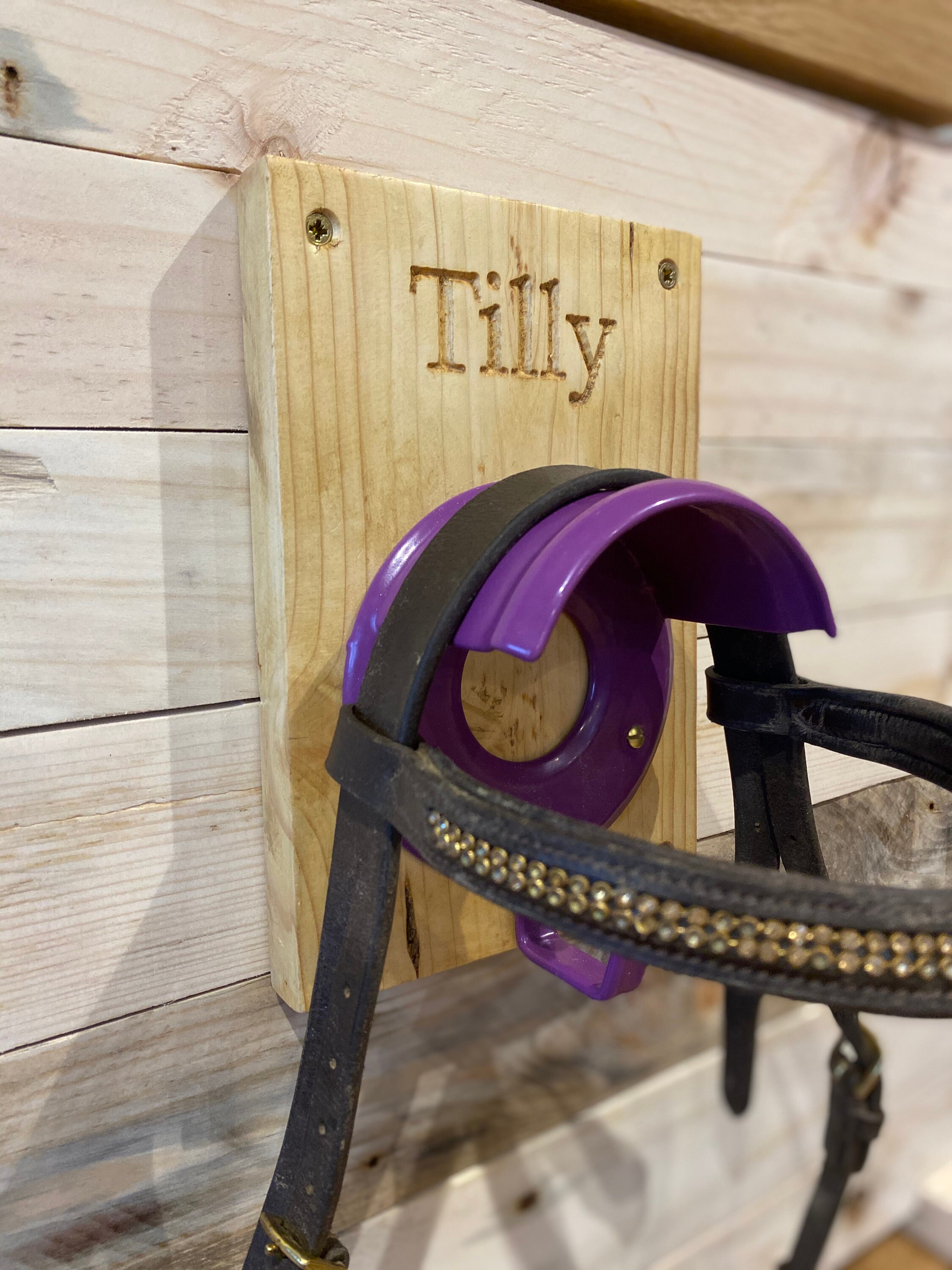 PERSONALISED bridle hook Bespoke bridle rack Tack room hook | Etsy
