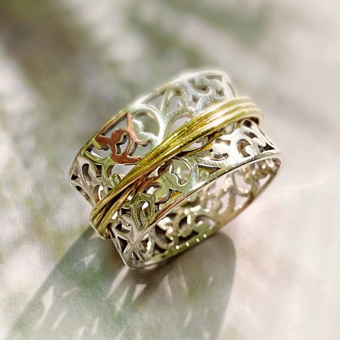 Lucky Cloud Spinner Ring for Women, Celtic Spinner Ring, Celtic Thumb ...