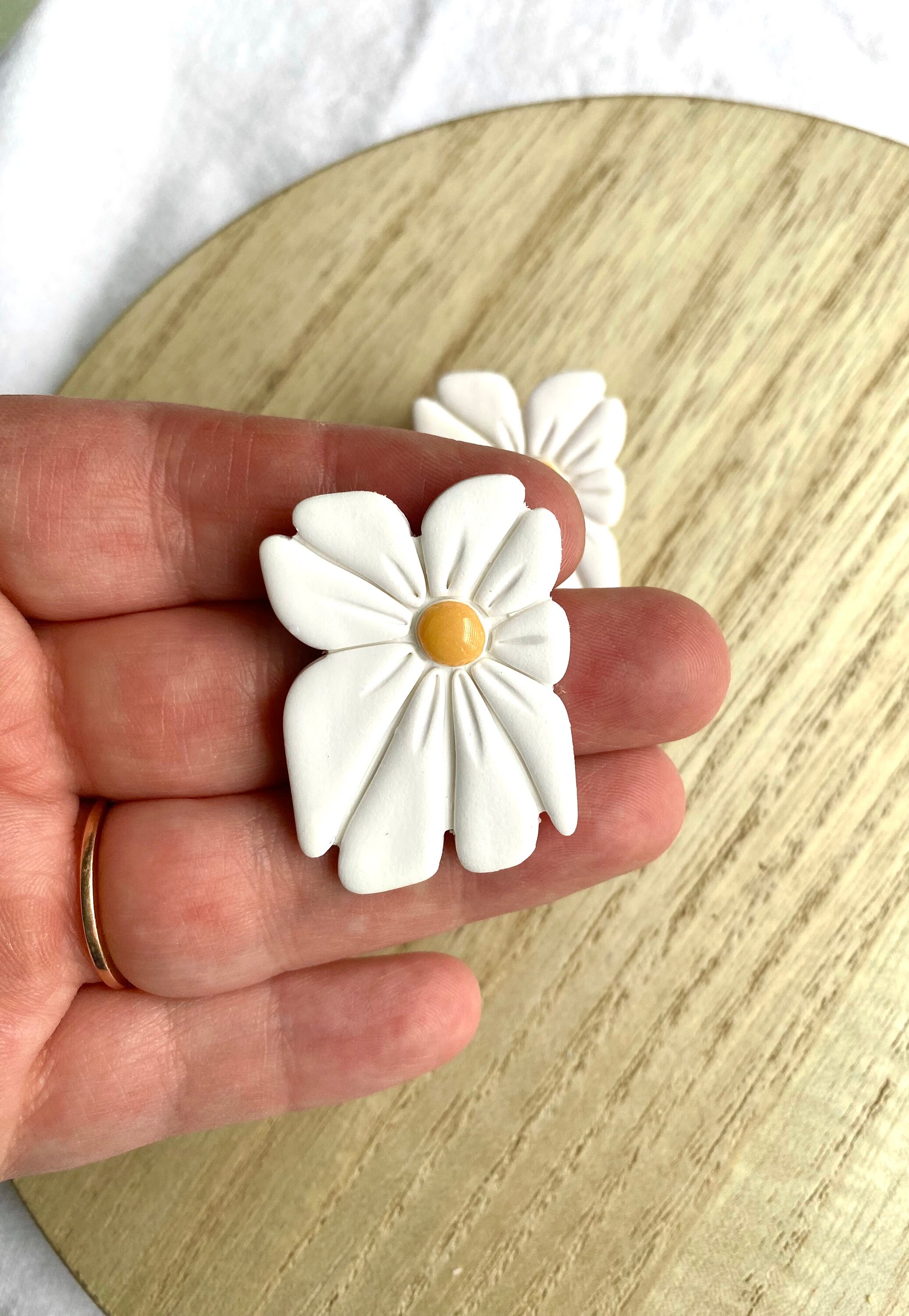 Daisy Statement Studs Polymer Clay Earrings Flower Earrings - Etsy