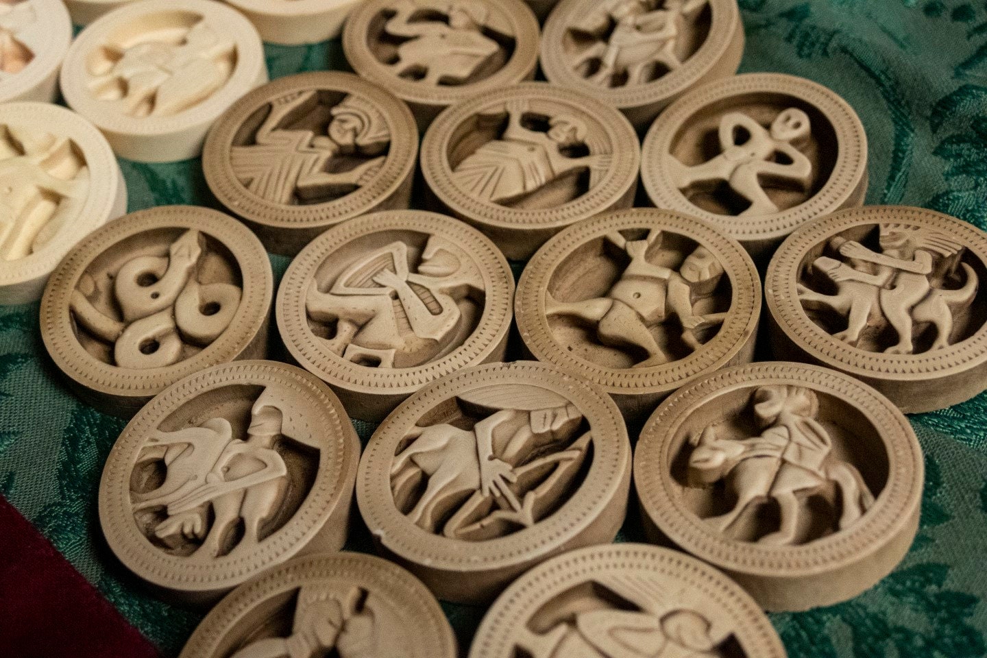 Gloucester Tabula Set - 11th Century Medieval Backgammon Replica - Etsy