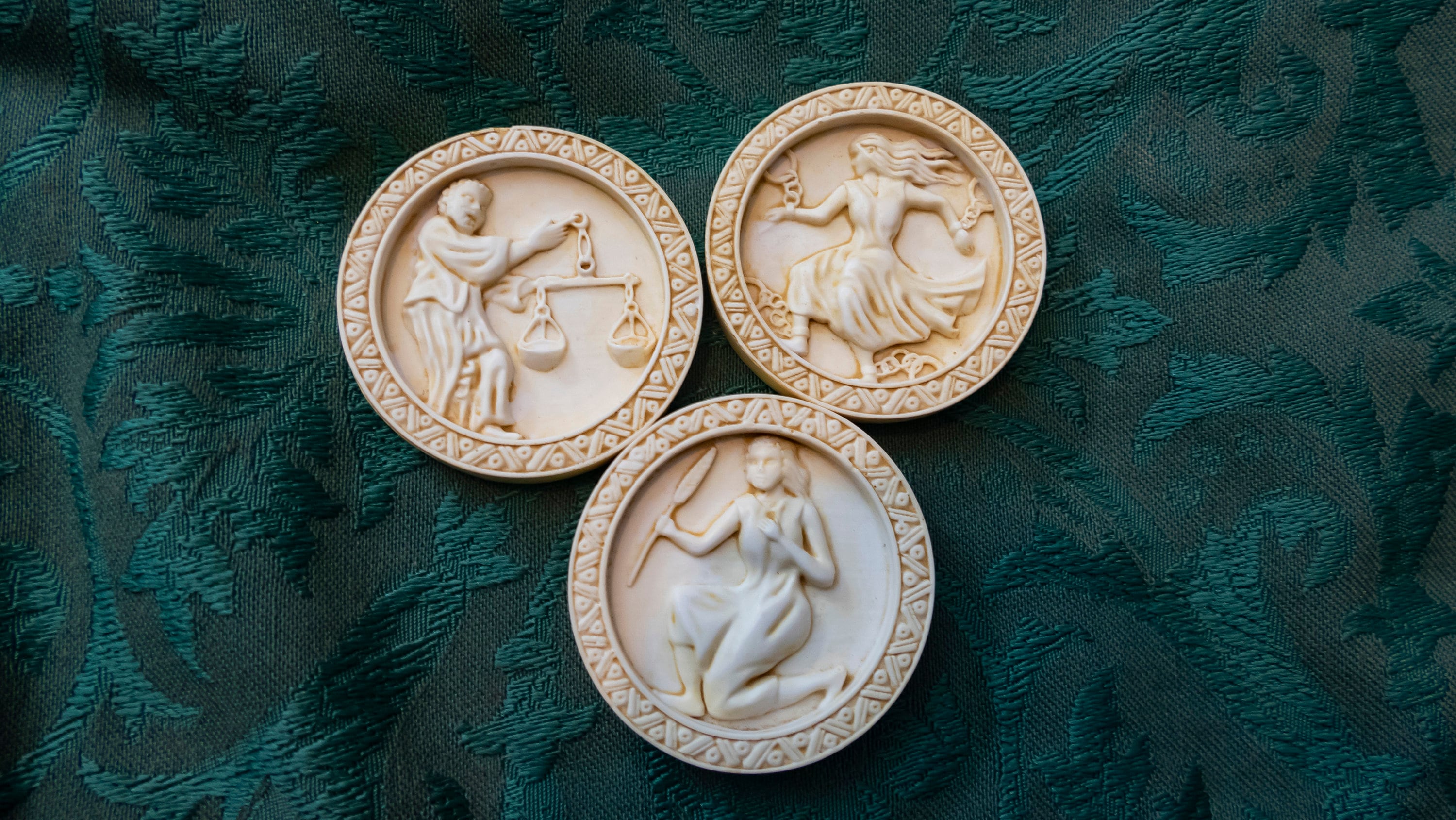 Medieval Style Backgammon Set 12th Century Astrological - Etsy