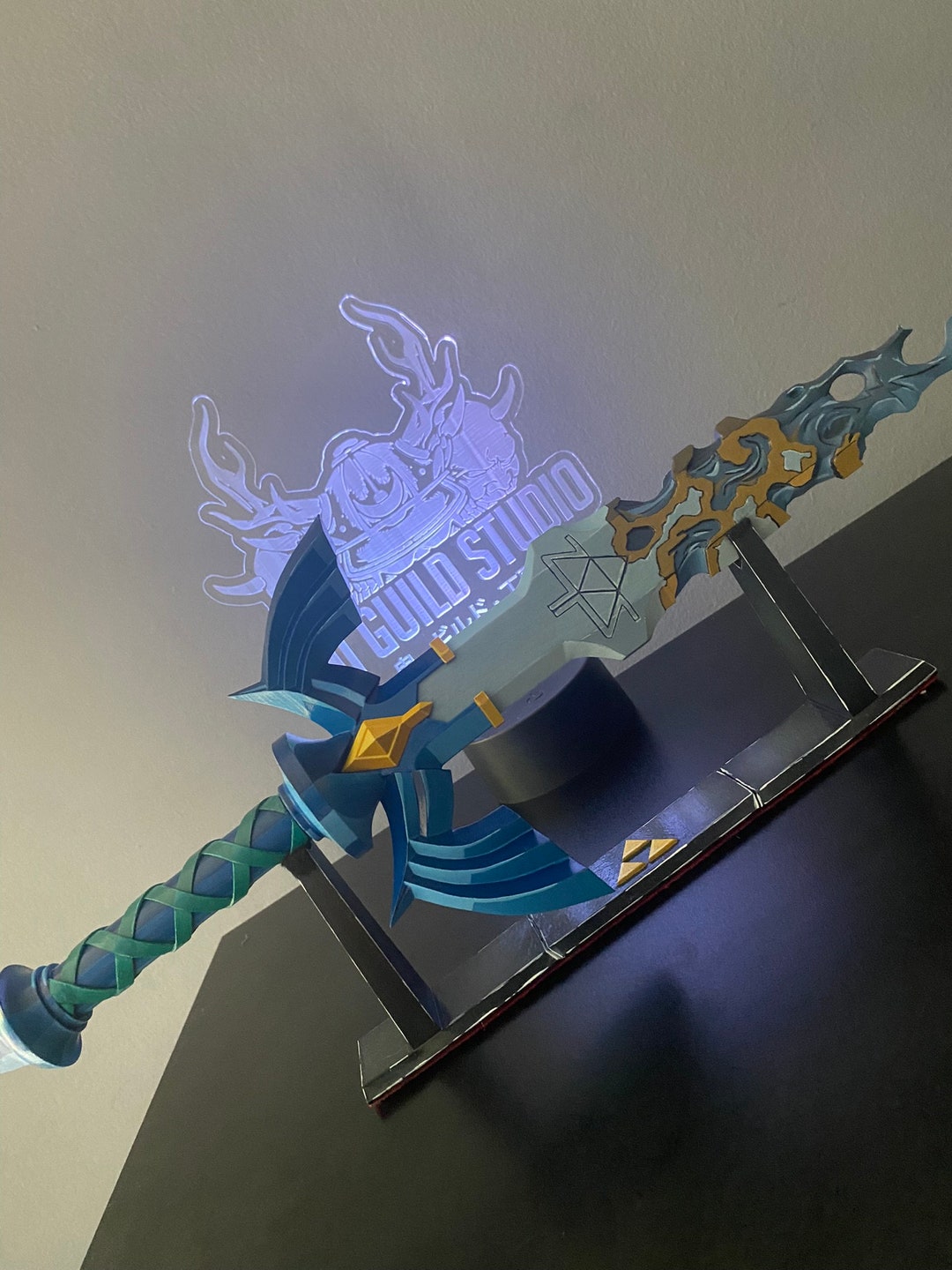 The Legend of Zelda: Tears of the Kingdom Master Sword With Display ...