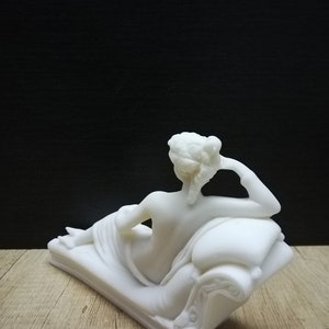 Pauline Bonaparte as Venus Victrix - Antonio Canova- 13cmh - 20cmw ...